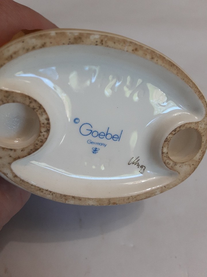 GOEBEL HUMMEL Figurine112 3/0 "JUST RESTING" #95 1938, BEAUTIFUL COLOR ...