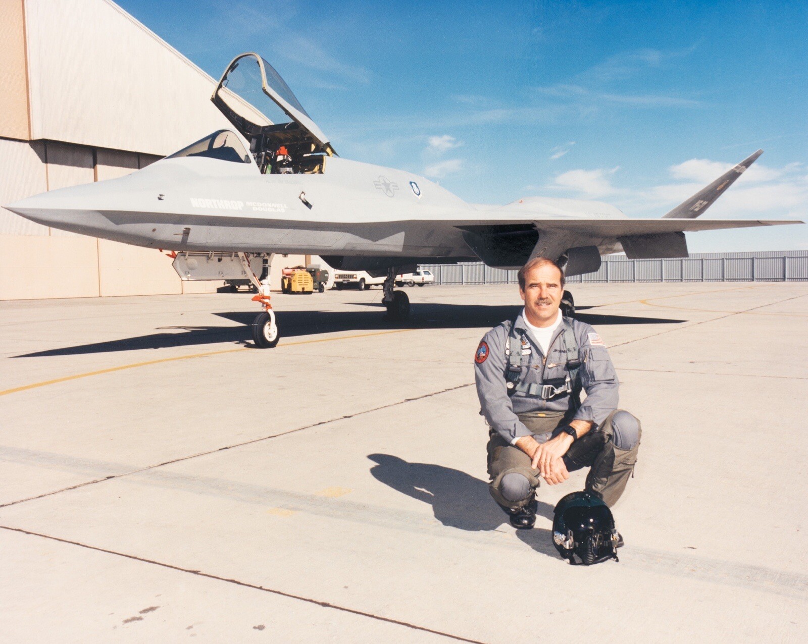 USMC CS/FRP-1 FLYING SUIT VMA-331 "BUMBLEBEES" TEST PILOT COL. JIM ...