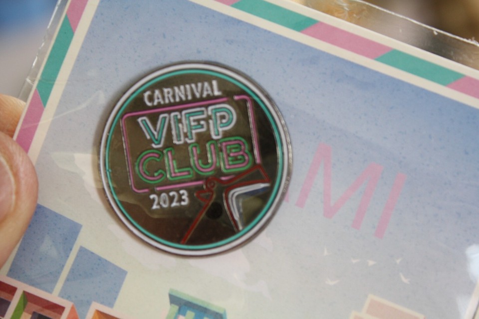 NEW 2023 CARNIVAL CRUISE SHIP VIFP CLUB COLLECTIBLE PIN with POSTCARD ...