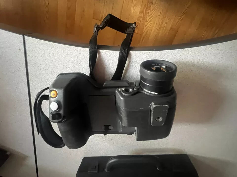 FlIR infrared Camera T62101 with extra 18MM lens | eBay