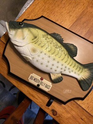 1999 Big Mouth Billy Bass singing fish Tail Works Has To Be Plugged To ...