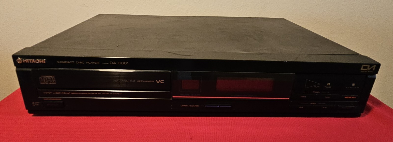 Vintage Hitachi Compact Disc CD Player DA-6001 — Tested/Working — No ...