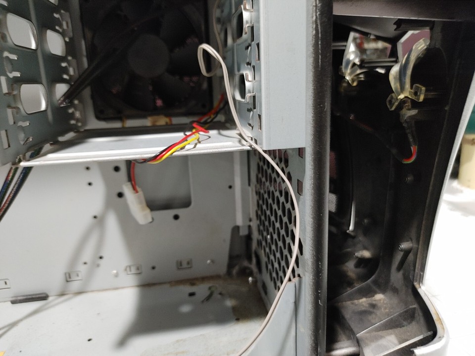 PARTS ONLY: Vintage Alienware Area 51 Predator PC Case - Gray ...