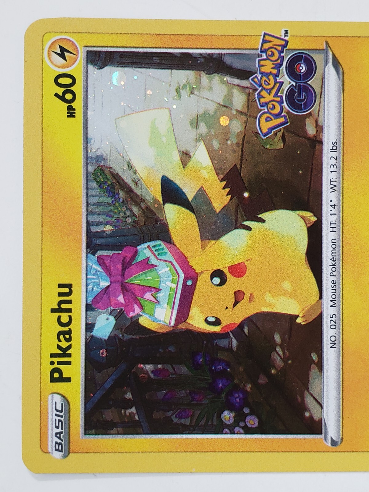 PROMO Birthday Present Pikachu SWSH234 NM / M - COSMOS HOLO - Pokemon ...