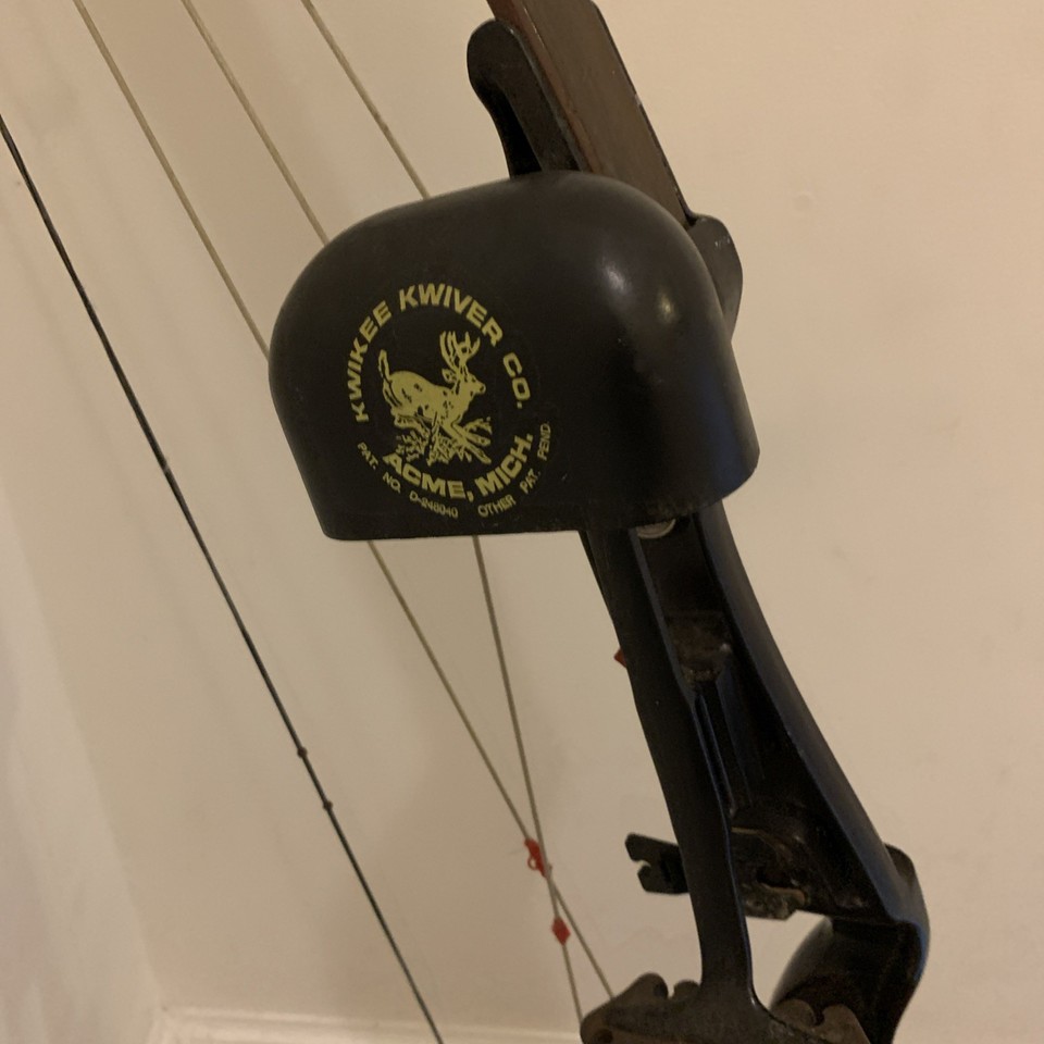 VTG BEAR WHITETAIL HUNTER COMPOUND BOW 39in PROLINE SIGHT/RAIL | eBay