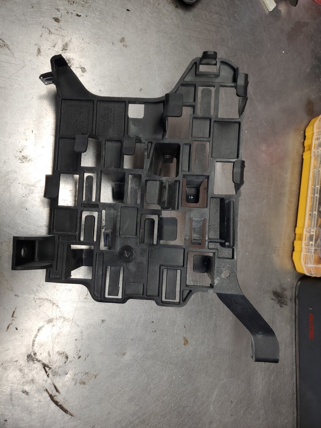 2019-2023 GM Communication Interface Module Bracket 23389985 | eBay