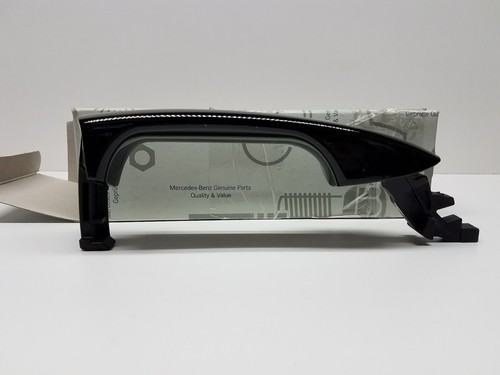 MERCEDES BENZ Door Handle OEM A 20476002709197 | Genuine OEM
