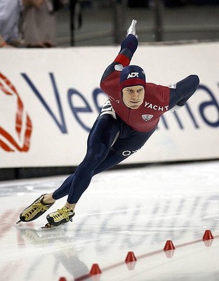 Casey Fitzrandolph USA competes in the 1000m ISU World Sprint Spee- Old ...