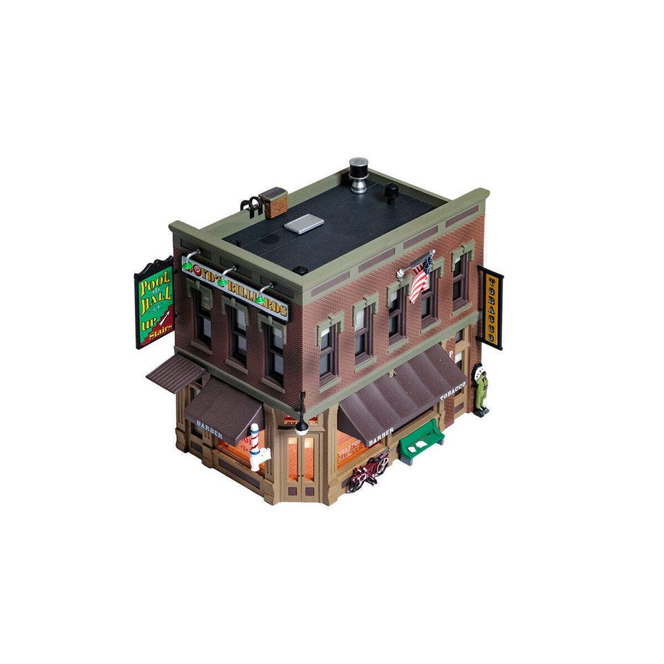 Woodland Scenics HO Scale Corner Emporium Built and Ready | eBay
