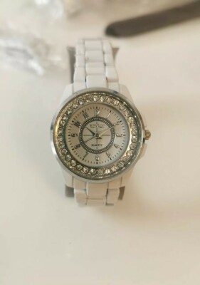 Yintai Cristal Bezel Ladies Quartz Watch | eBay