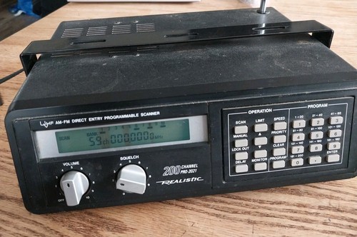 Vtg Realistic Pro-2021 Scanner 200 Channel Police Fire EMS Programmable ...