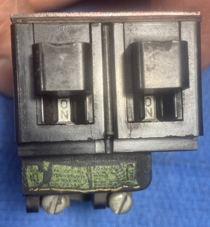 1 ........15 Amp PUSHMATIC Bulldog P1515 Duplex 15 A Twin Pole BREAKER ...