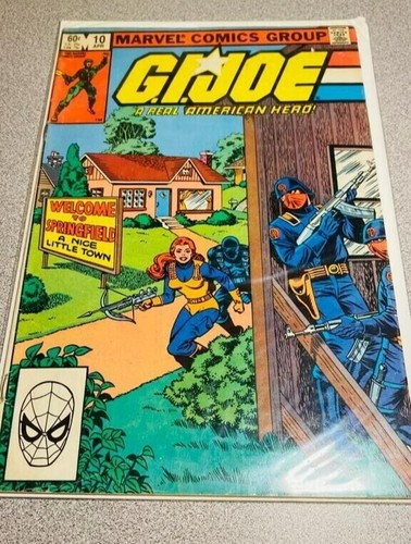 G.I. Joe A Real American Hero #10 1983 Marvel Comics W/ Plastic and ...