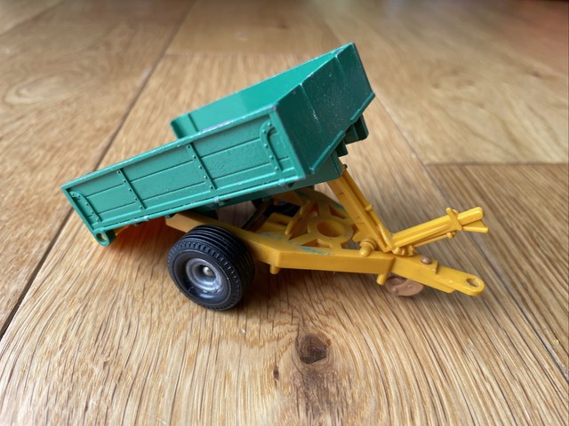 Britains Farm Models 9565 Green Tipping Trailer Boxed 1.32 for sale ...