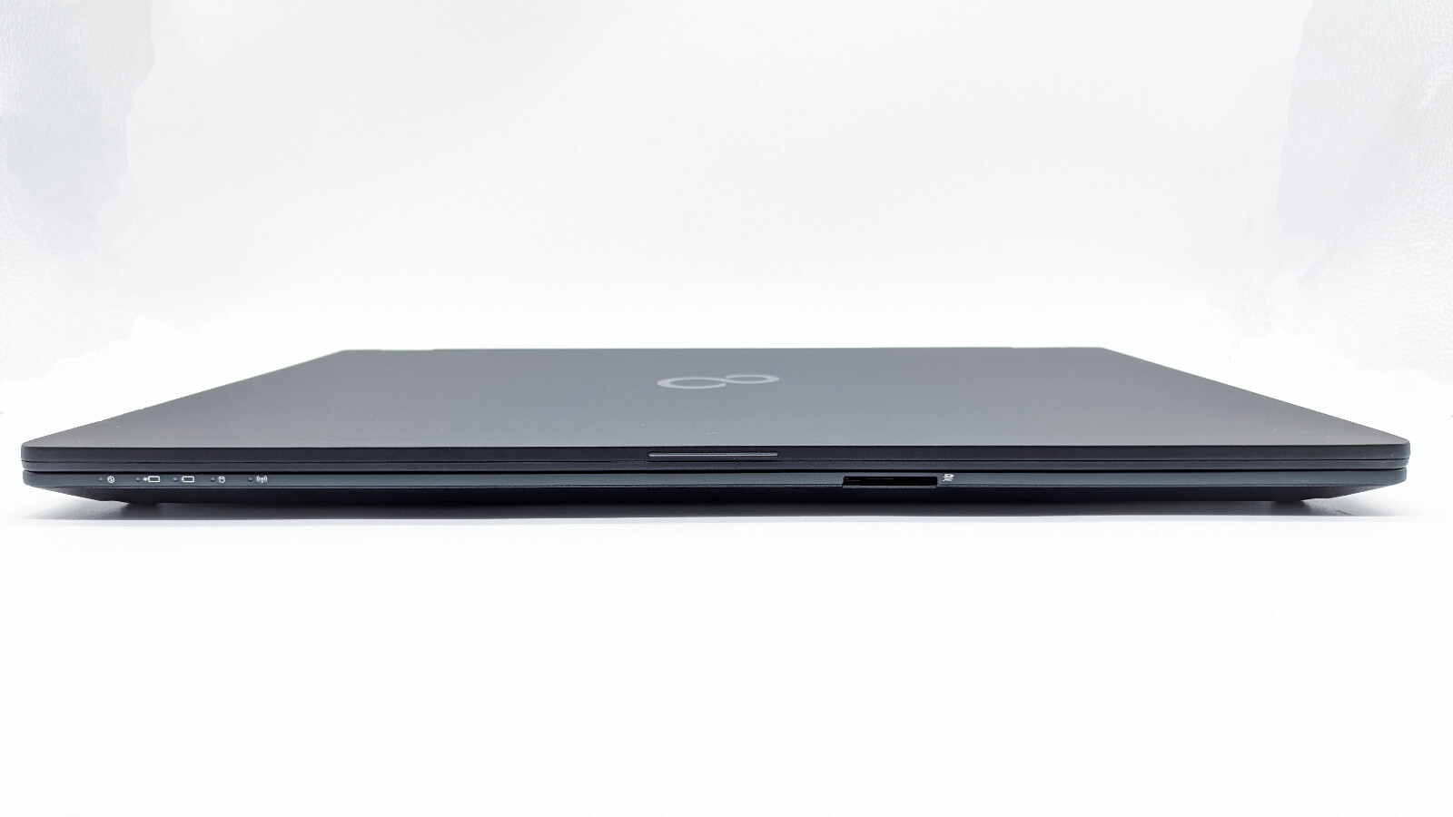 Fujitsu U757 i5 FHD IPS / 512-2 TB SSD/ 16-32GB RAM /USB-C/ HDMI MwSt ...