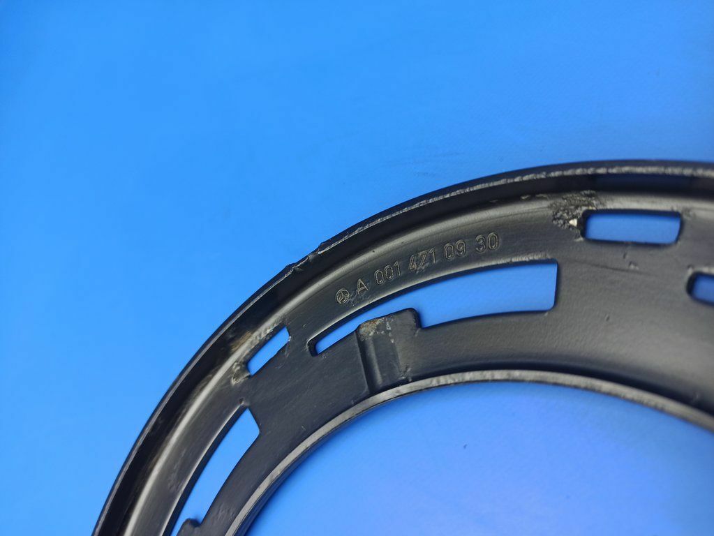 Mercedes-Benz W204 In tank fuel pump screw locking ring nut A0014710930 ...