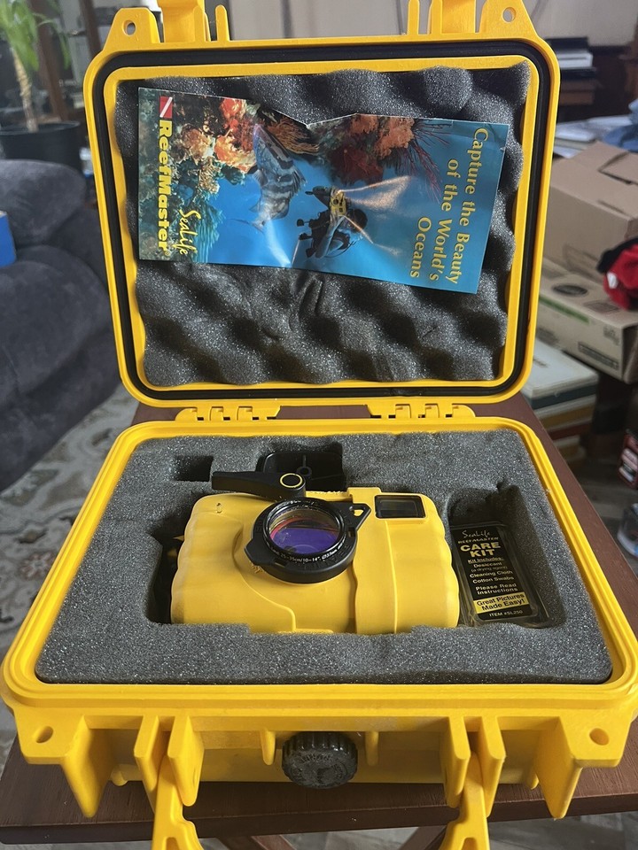 SEALIFE REALMASTER UNDER WATER CAMERA WITH WATERPROOF CARRYING CASE | eBay