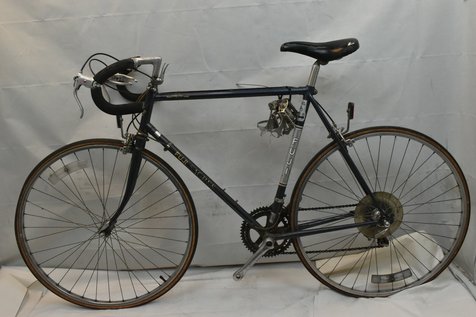 1968 Fuji Sagres Touring Bike Large 58cm Sugino Suntour Lugged Steel ...