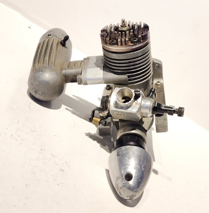 MDS 40 Model Airplane Engine With RC Carb and Muffler | eBay