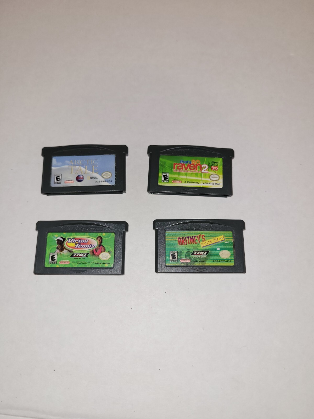Gameboy advanced set of 4 Arctic tale, Virtua tennis, Britney's dance ...