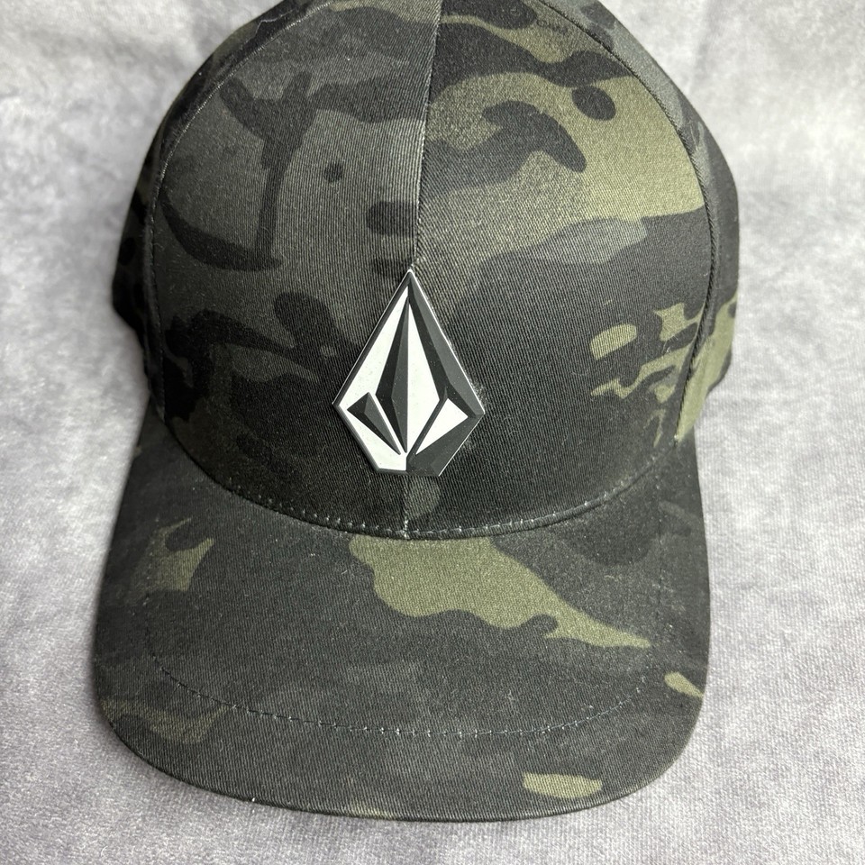 Volcom Hat Flex Fit Camo Camouflage Green Logo Surfer NEW (?) | eBay