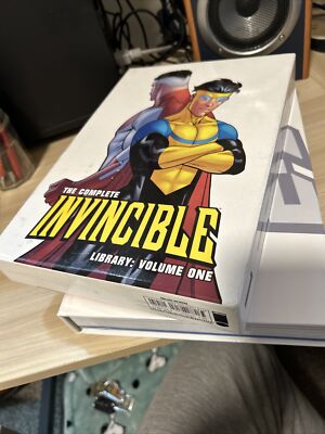 The Complete Invincible Library: Volume 1 Kirkman Walker Ottley ...