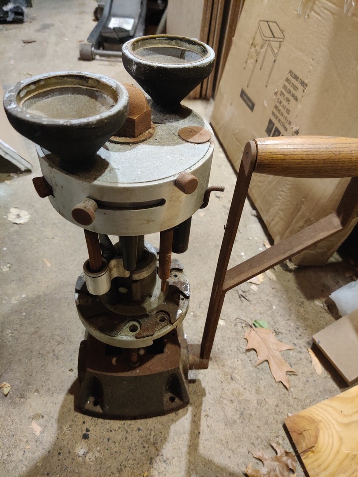 Vintage Texan 12 GA. Shotshell Reloading Progressive Press - Read ...