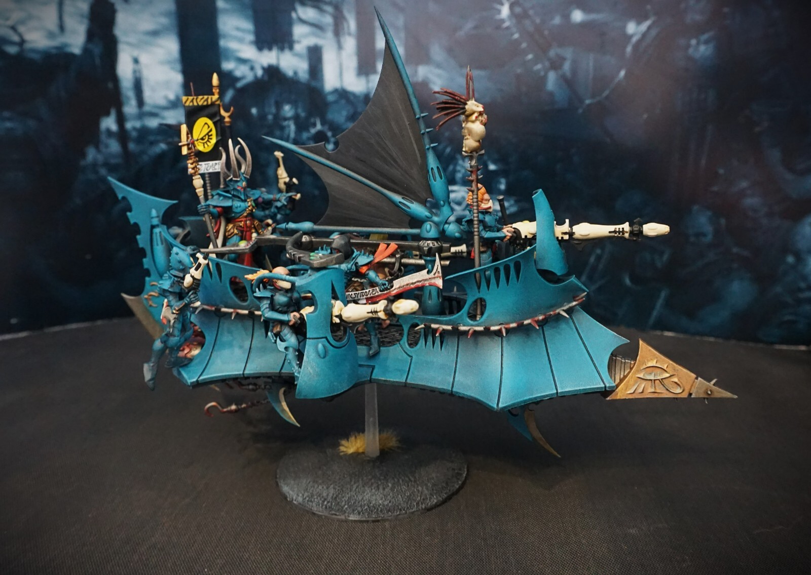 Ravager Corsair Voidscarred Admiral Ship painted Warhammer 40k Drukhari ...