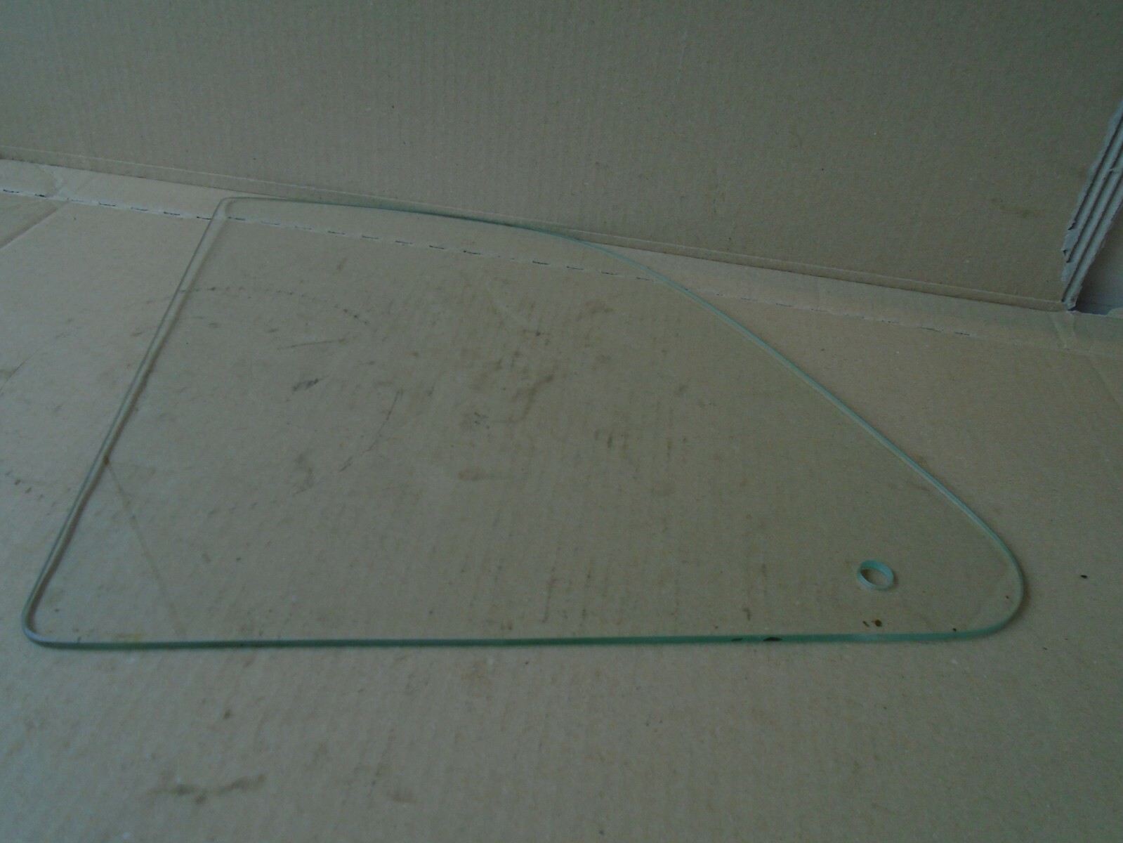 Renault DAUPHINE DOOR GLASS window Left Rear SLIDING GLASS SPLINTEX | eBay