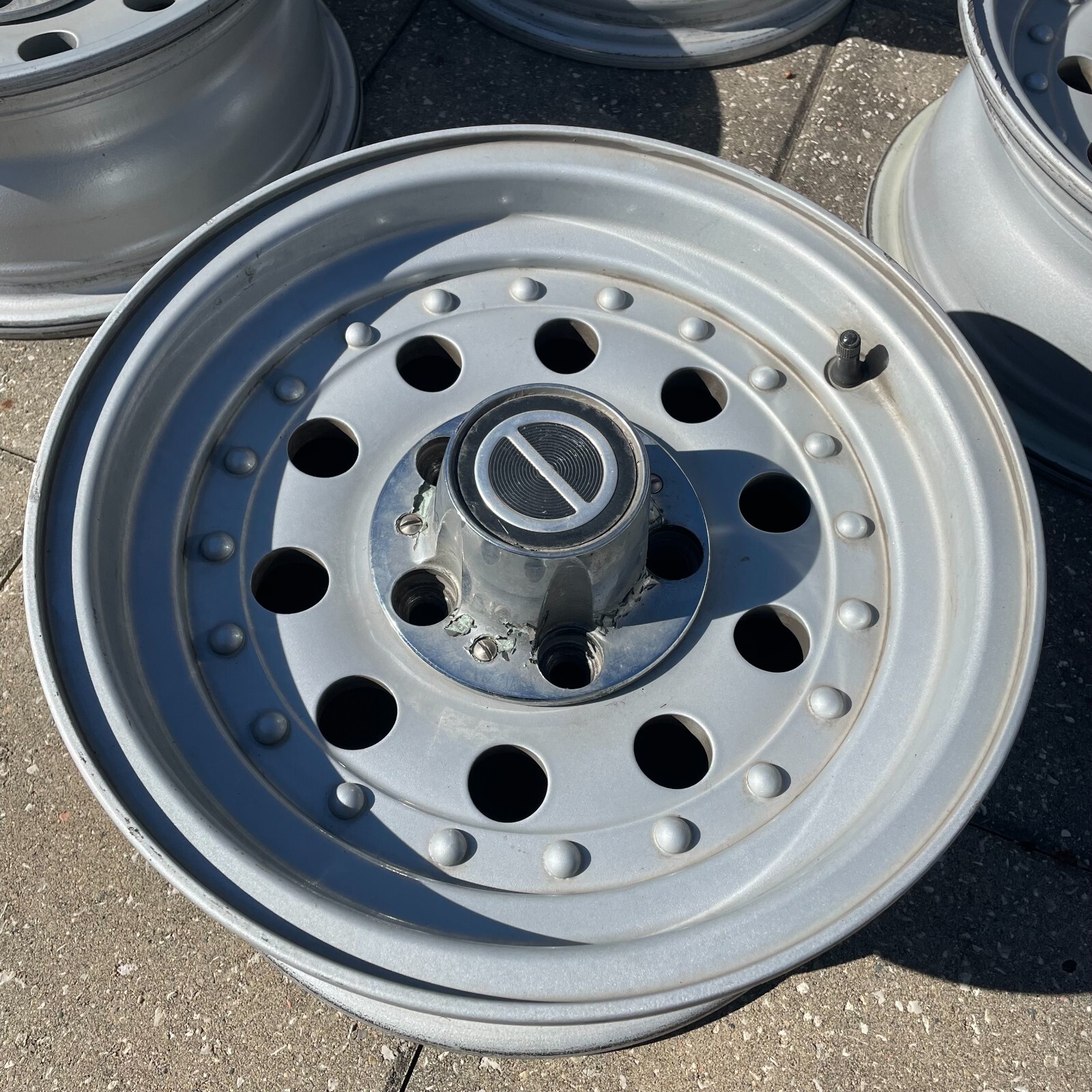 OEM Ford Ranger Rims 14" x 6", 5 lug 4.5 with hubcaps, bullet hole ...