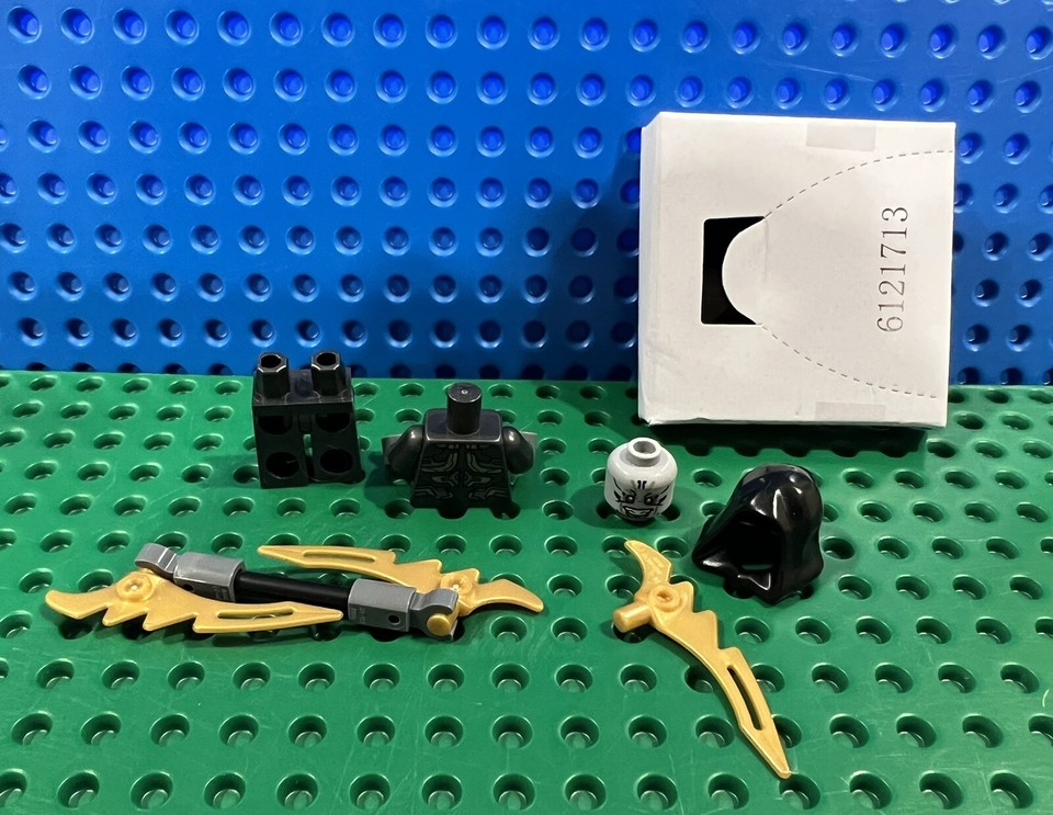 LEGO Corvus Glaive + polearm (NEW, NEVER ASSEMBLED) 76103 Thresher ...