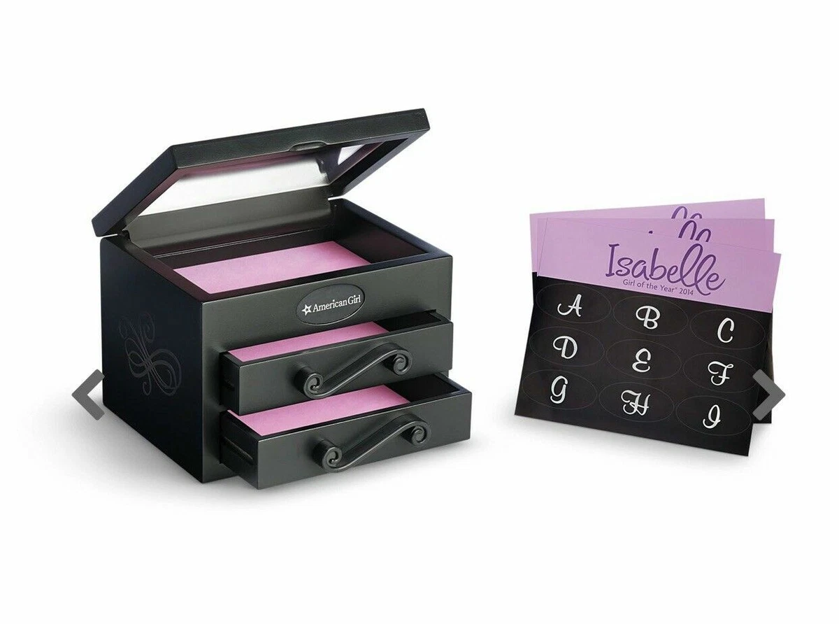 Isabelle Makeup Kit | Saubhaya Makeup