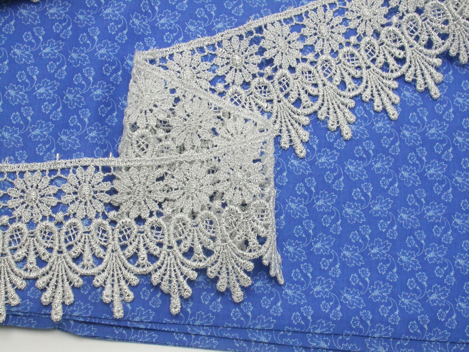 Metallic Venise Lace Remnants all continuous lengths | eBay