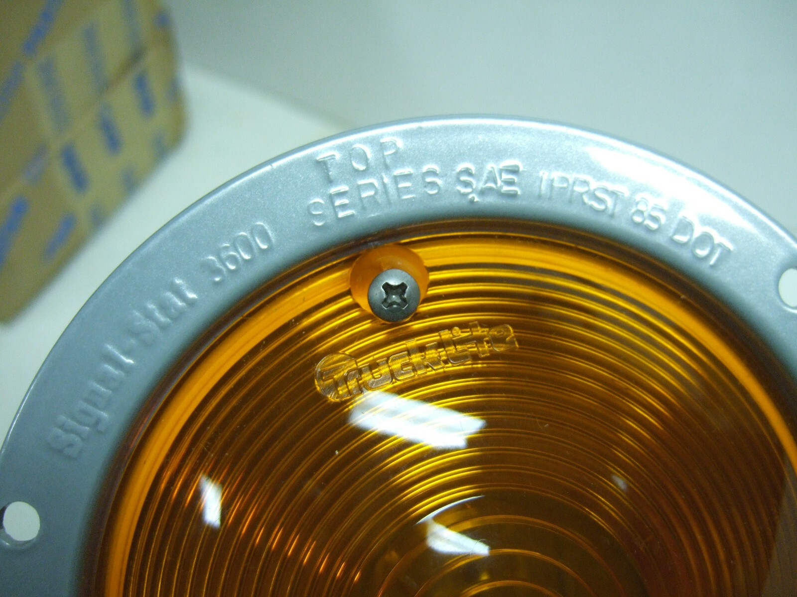 SIGNAL-STAT 3600 SERIES AMBER TURN SIGNAL LIGHT LAMP 24V TRUCK-LITE | eBay