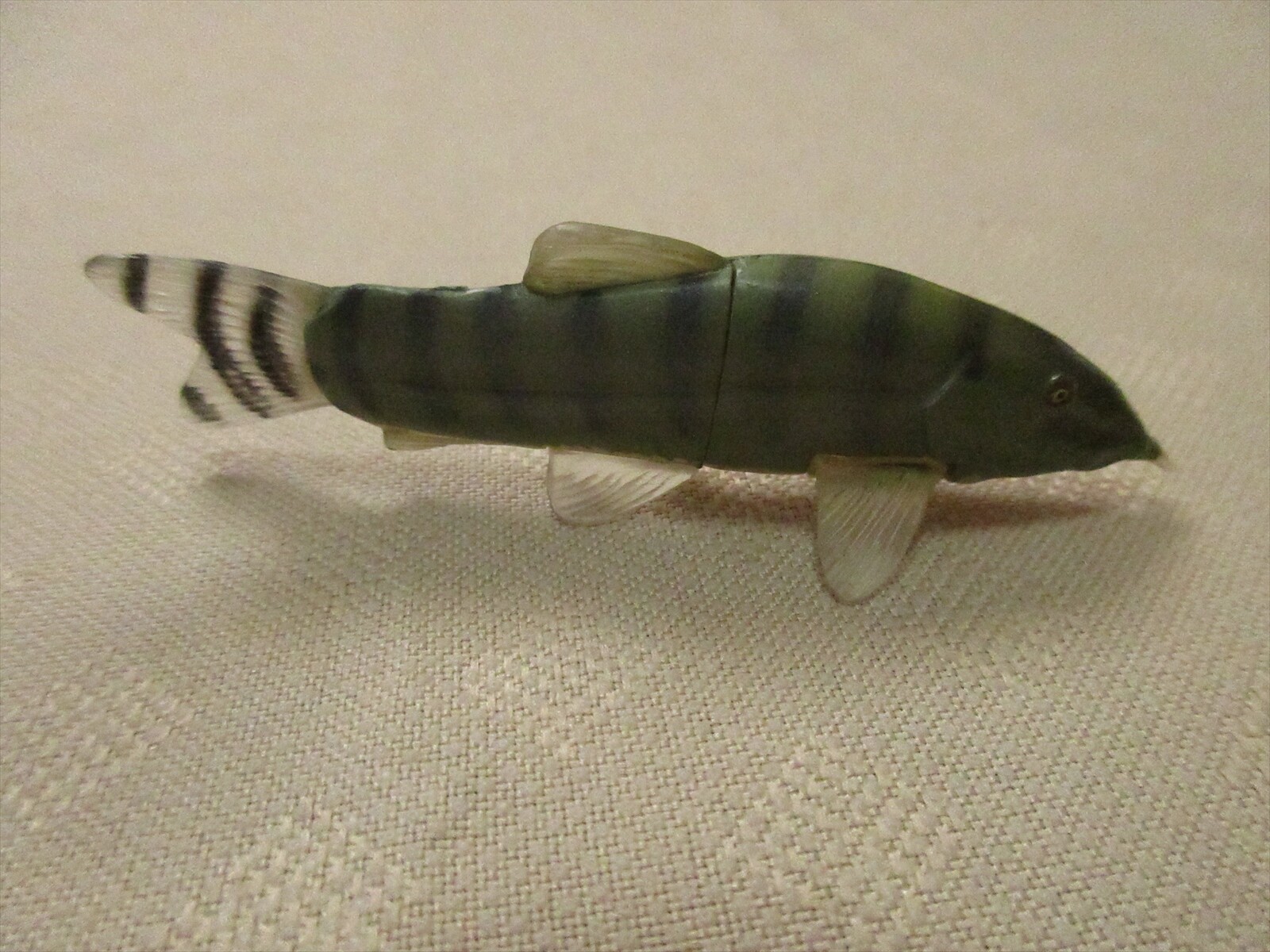 Kaiyodo Choco egg Japanese Animatales mini figure Kissing loach toy ...