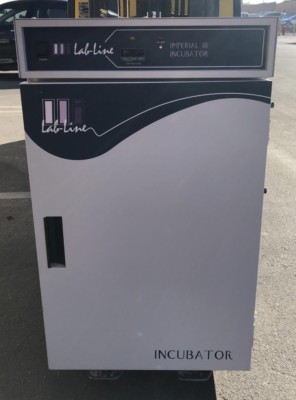 Incubators - Lab-Line Imperial Iii