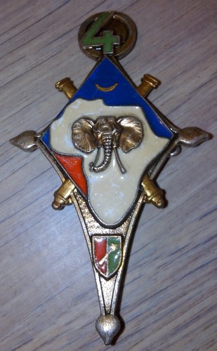 Insigne de la 4° Batterie du 68e Régiment d'Artillerie d'Afrique ...