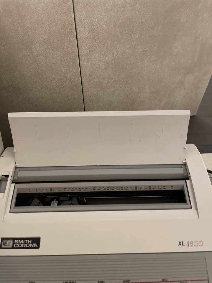 Smith Corona Electronic Typewriter - XL1800 Tested. Needs New Ribbon ...
