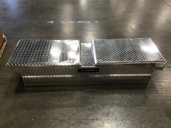 Lund Universal Aluminum Gull Wing Cross Bed Truck Tool Box Silver 72 ...