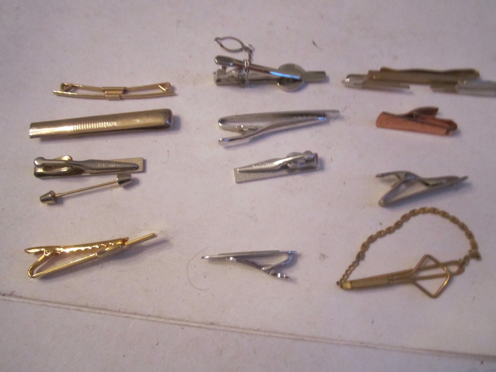 LARGE LOT OF VINTAGE TIE PINS & AND MORE - 234g - LOT 2 -OFC-4 | eBay