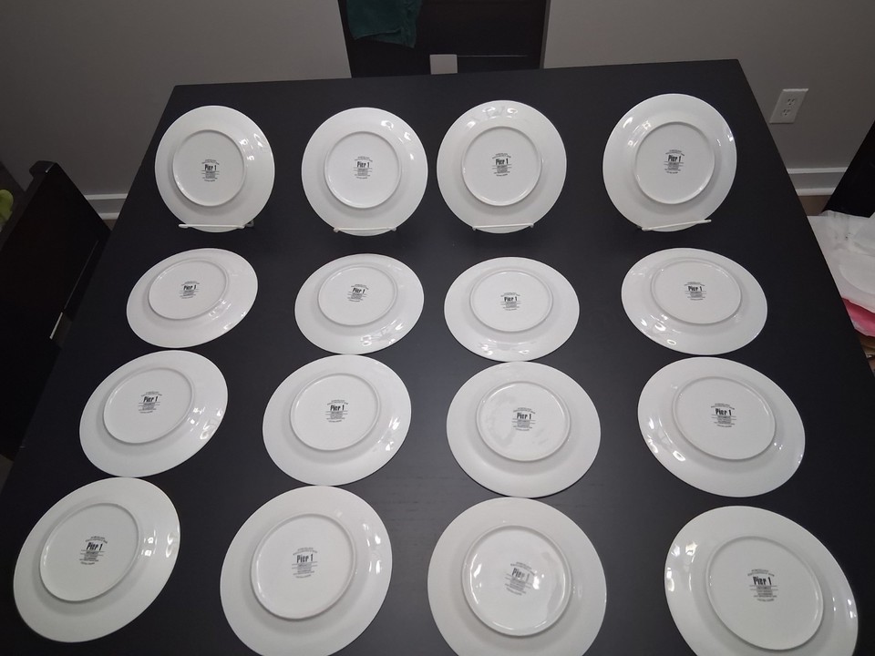 Pier 1 Christmas Ornament Salad Dessert Plates / Lot of 16 | eBay