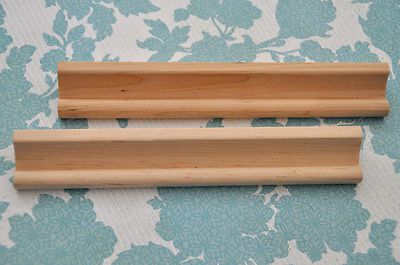 1 x WOODEN SCRABBLE TILE LETTER HOLDER RACK WITH LEDGE - GREAT FOR ...