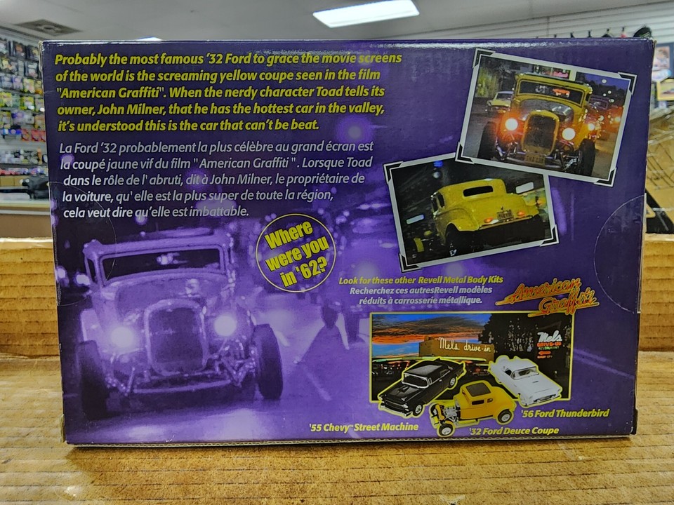 Revell Metal Body American Graffiti '32 Ford Deuce Coupe Skill 2 Model ...