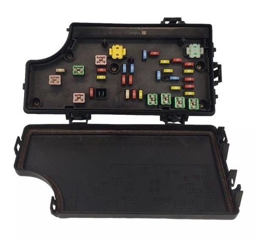 08 09 CHRYSLER SEBRING Avenger FUSEBOX POWER RELAY TIPM MODULE BCM ...