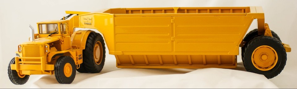 CATERPILLAR 660 CCM COAL HAULER TRUCK - 1:48 - DIECAST NIB 750 made | eBay