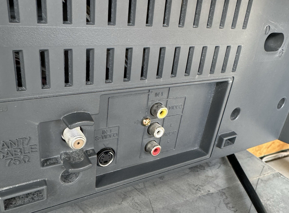 Super Scan 36" CRT TV Television Retro Gaming w/ RCA Inputs Front ...