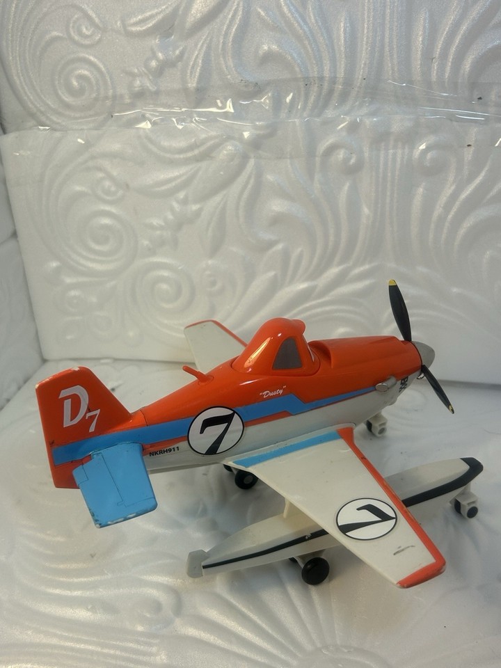 Pontoon Dusty Toy From Disney Movie Planes 3.5 Inches Long | eBay