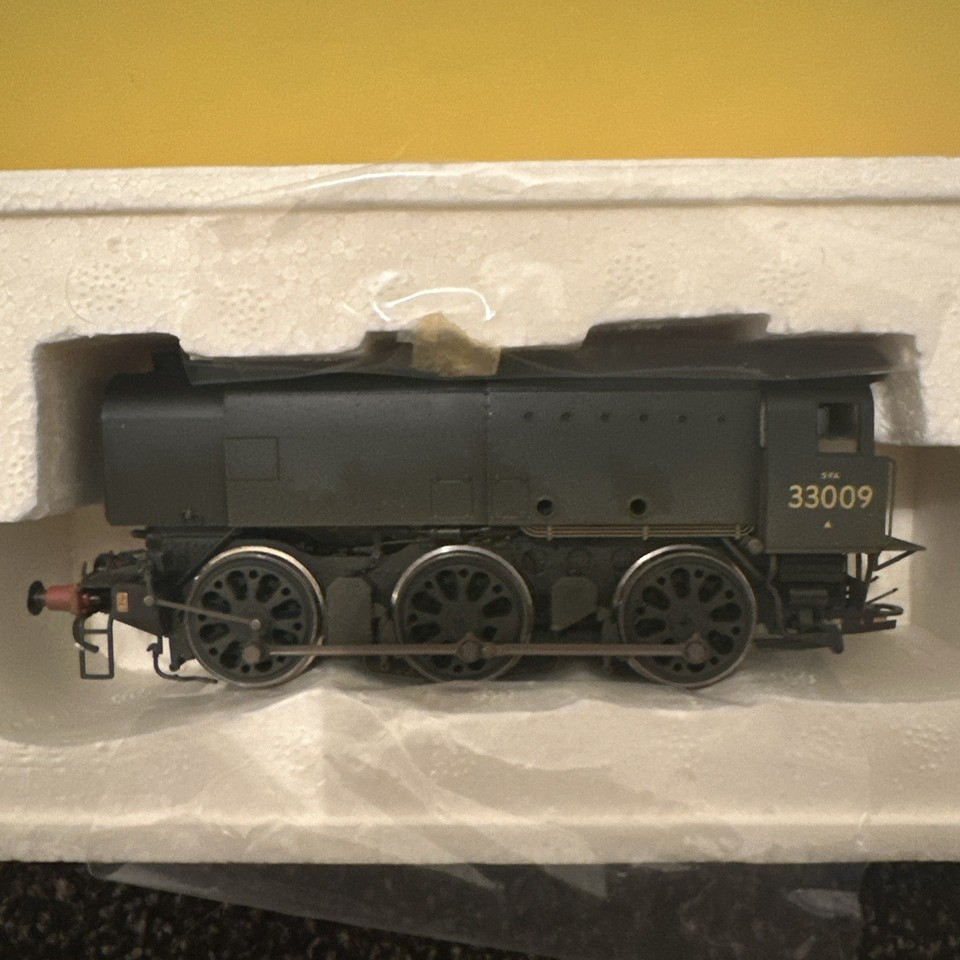 Hornby R2344 BR 0-6-0 Class Q1 Loco 33009 Black Weathered Edition | eBay UK
