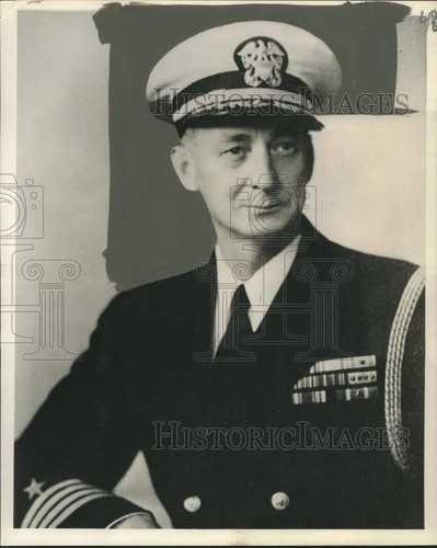 1953 Press Photo Captain Clarence E. Cortner, USN, Professor of Naval ...