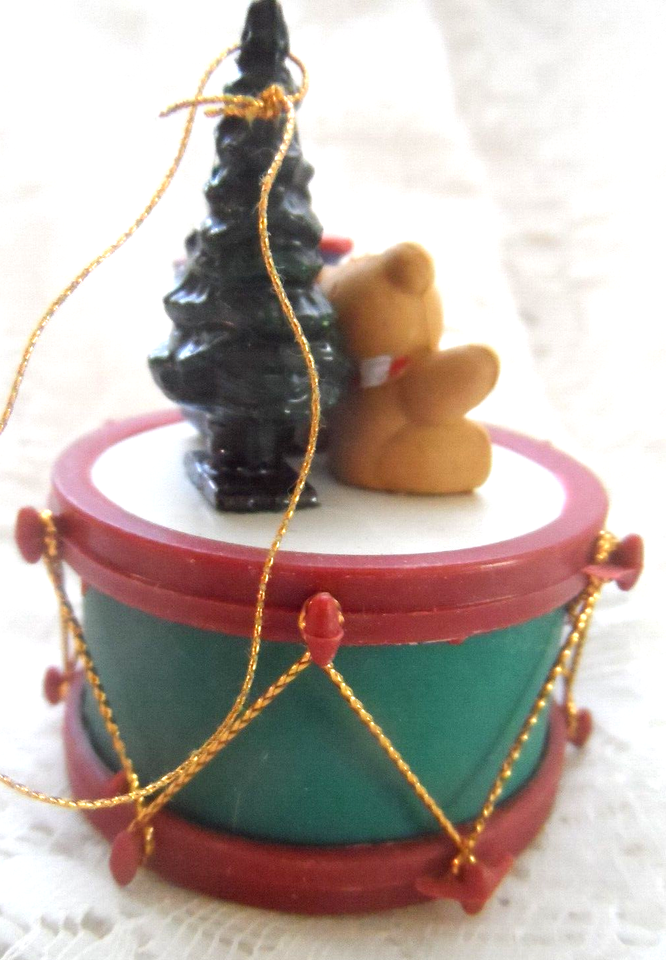 Vintage Christmas Ornament - PLASTIC DRUM w/TEDDY, TREE, TRAIN LOCO ...